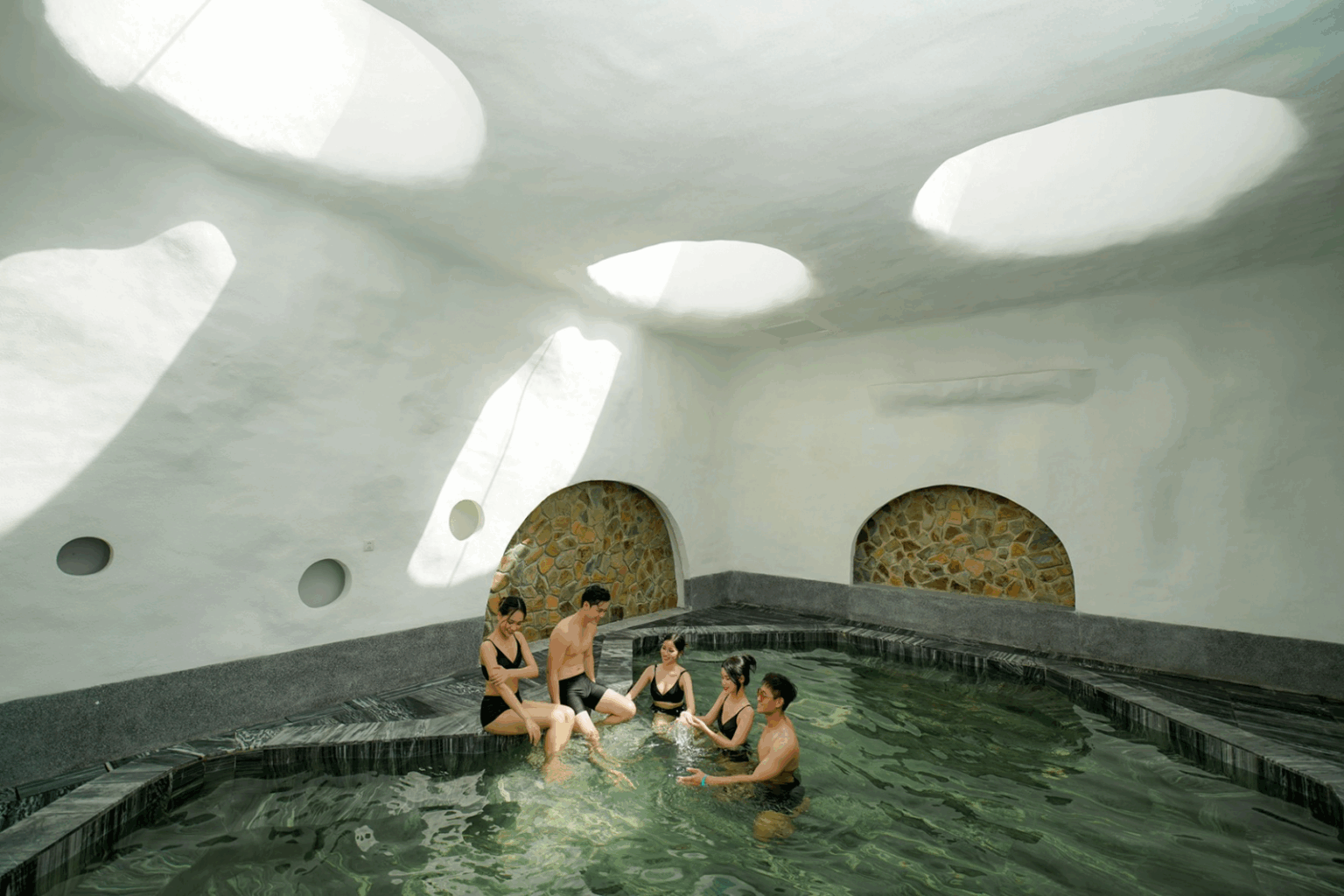 Tour Team Building Bình Châu 1 Ngày: Lịch Trình Tái Tạo Năng Lượng Cực Chất